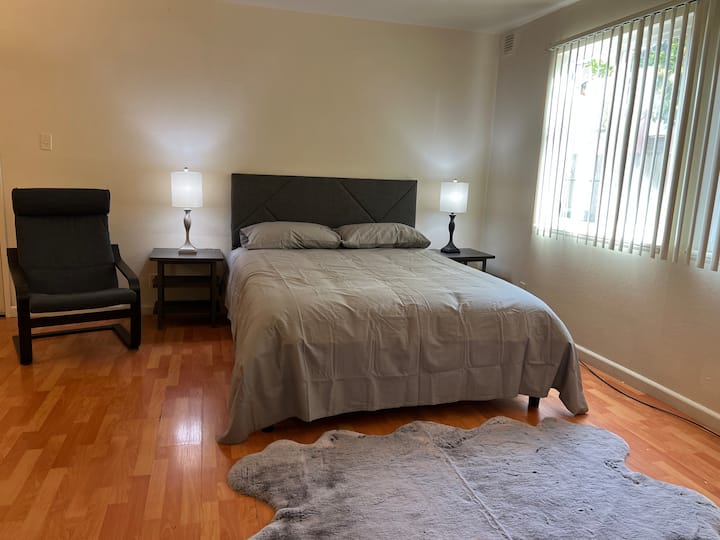 Nice And Cozy Studio Near Lake. - Alameda, CA