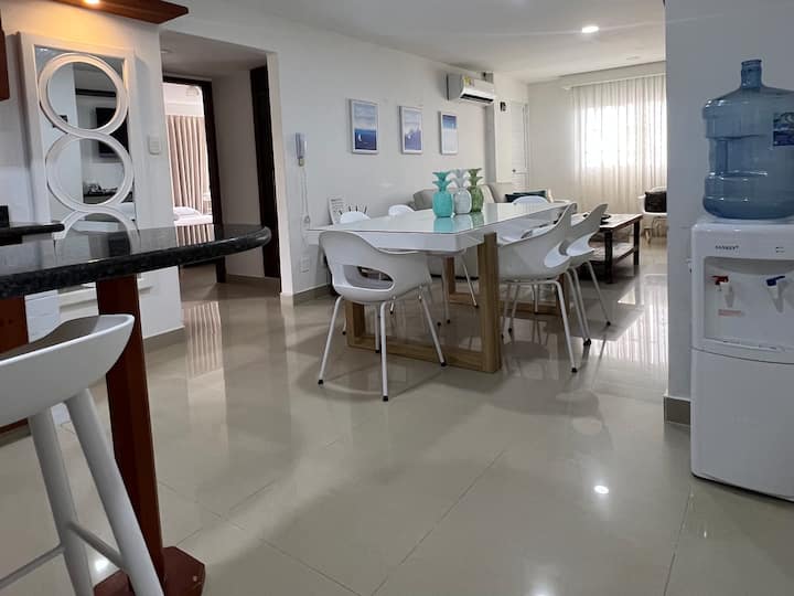Hermoso Apto En La Zona Turística Y Piscina - San Andrés