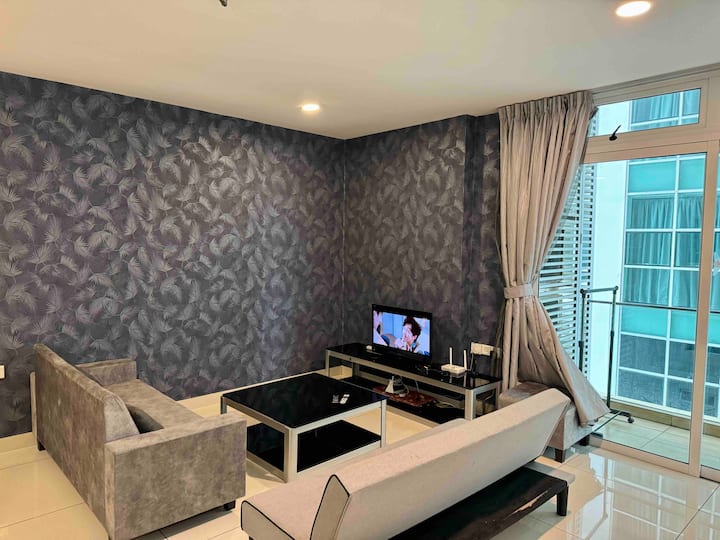 Ksl 3bedroom King+2 Queen+3 Single (Wifi) - Johor Bahru