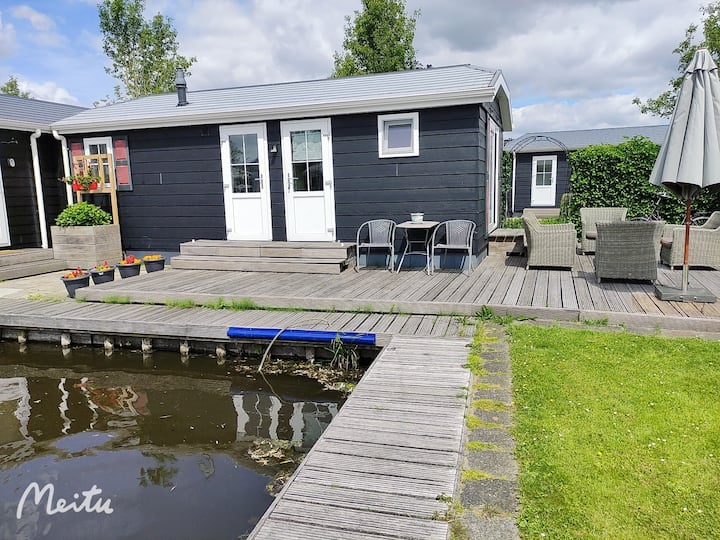 Giethoorn Floating House B - Giethoorn