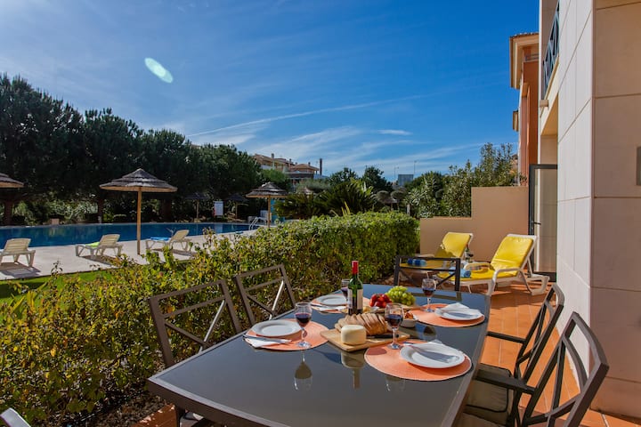 Large Poolside Apartment, Albufeira (Pc-39-c) - Albufeira