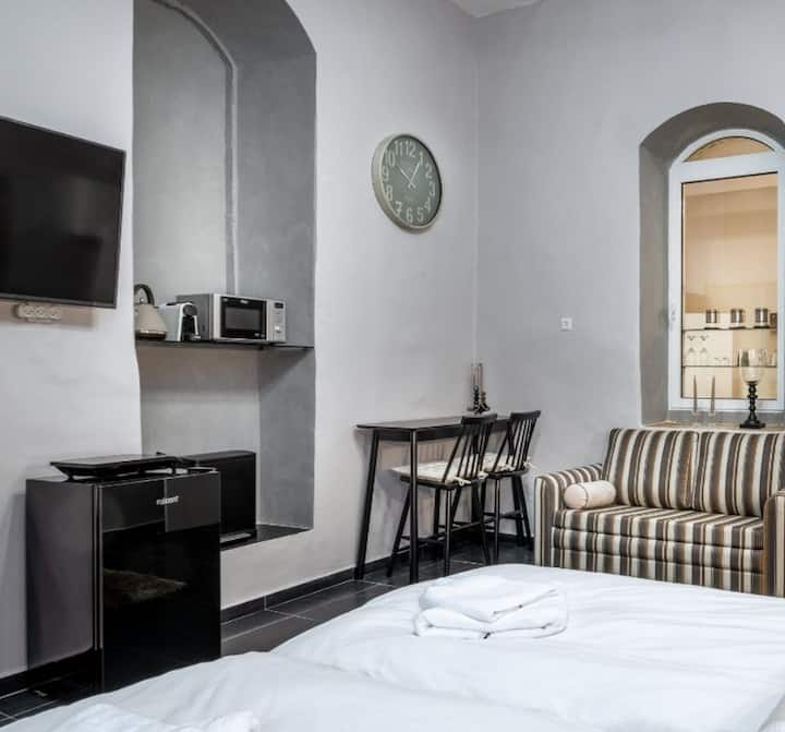 Mamilla Cozy 1 Room Boutique Apartment - Jerusalem