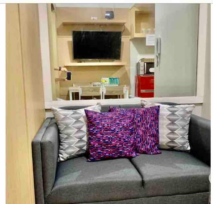 Jv’s
Sweet Abode @Grass Residences
Tower4, 12f - Quezon City