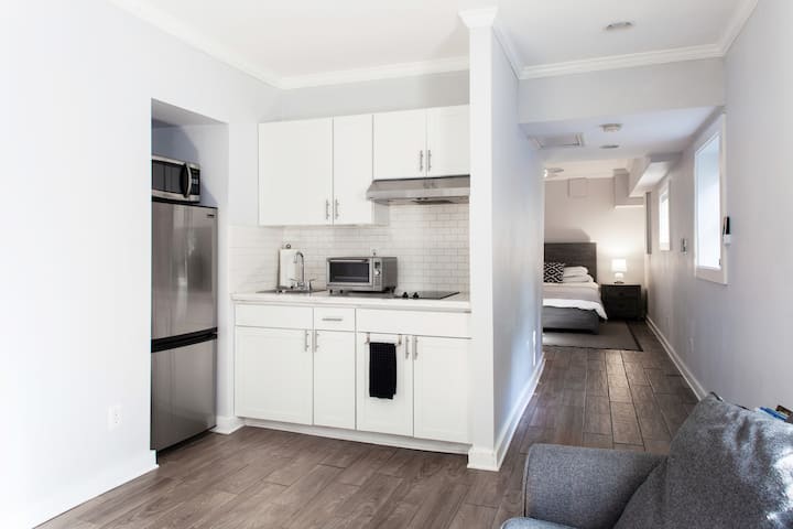 Atlanta Intown Private Apartment - Atlanta, GA