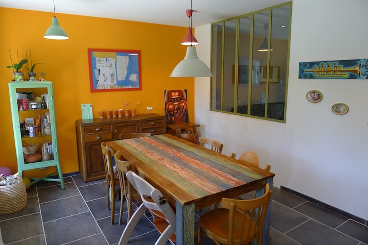 Maison Jardin 1000 M², Trampoline, Paris à 35' - Fontainebleau