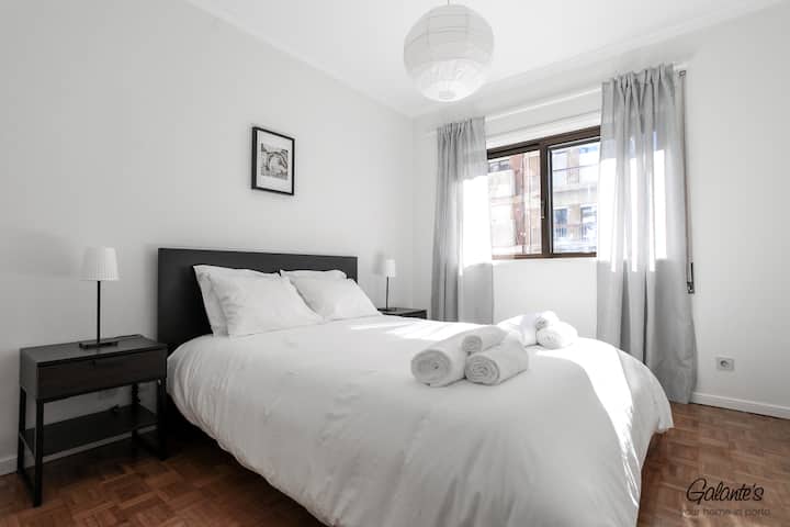 2 Bedroom W/ Private Garage Oporto Downtown Flat - Oporto