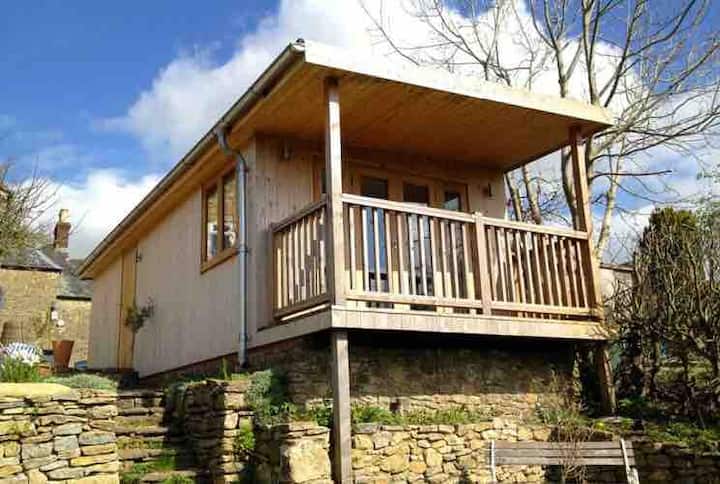 The Wing By Phillips & Skinner - Bruton