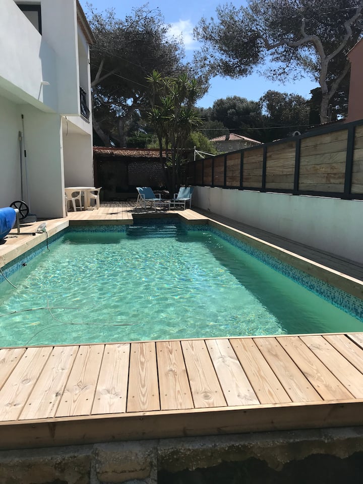 Bas De Villa Piscine Calme Et Plages à 50 Mètres - Six-Fours-les-Plages