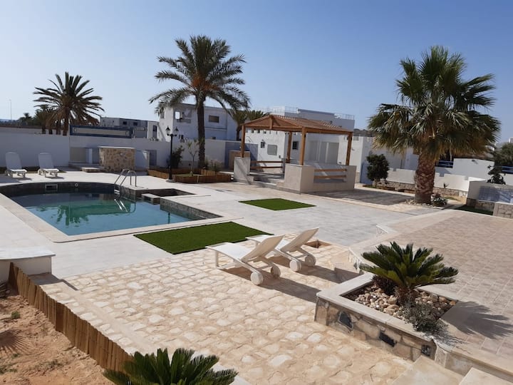Villa Mimosas S+6 , Piscine, 4 Suites Vue De Mer - Djerba