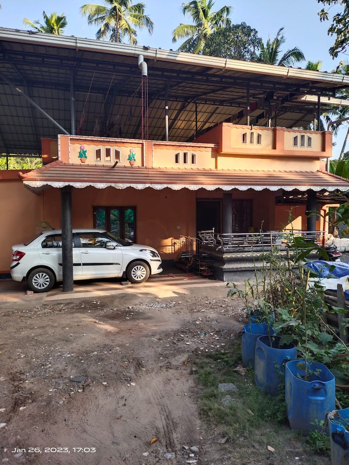 Fully Furnished Entire 3 Bedroom House - Kayamkulam