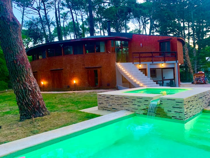 Carilo Zona 1 Piscina Climatizada Y Jacuzzi - Pinamar