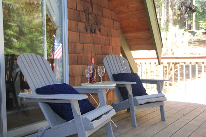 Classic A-frame Cabin - Close To Lake - Arnold, CA