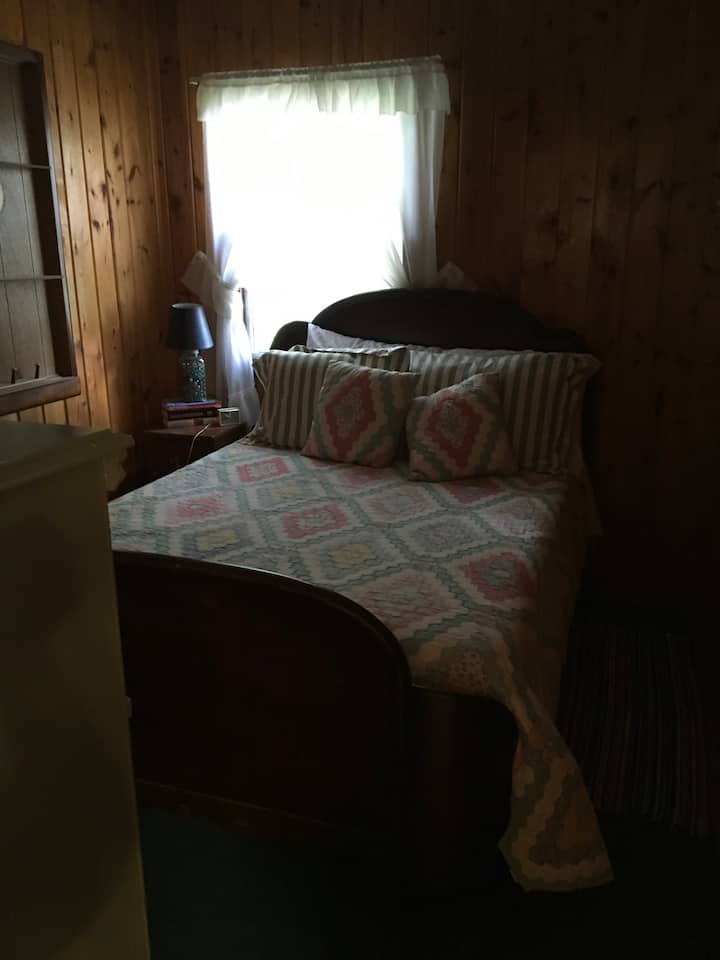 The Cabin - Oscoda, MI