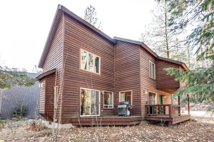 Cabin On Little Sand Creek - Sandpoint, ID