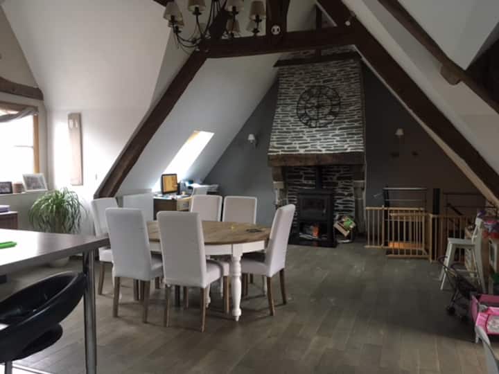 Maison Familiale à L'architecture Atypique - Morlaix