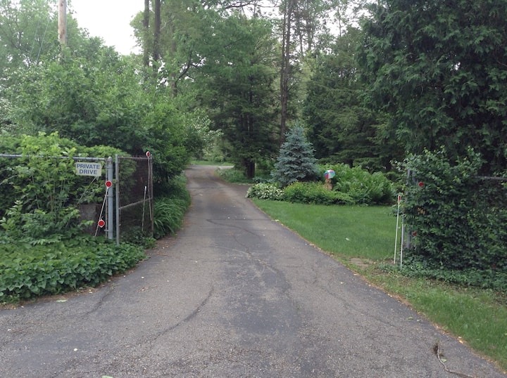 Secluded  One Bedroom Near Wpafb, Wsu, Ud & Dntown - Dayton, OH