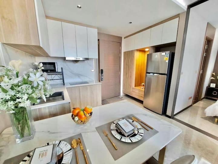 清迈古城菖蒲门Changphuak Gate（北门,靠近宁曼路）精装高档泳池公寓03 - Csiangmaj