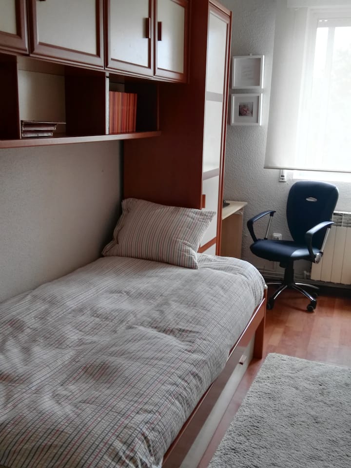 Piso  Junto Al Centro, Universidades Y Hospital - Valladolid, España