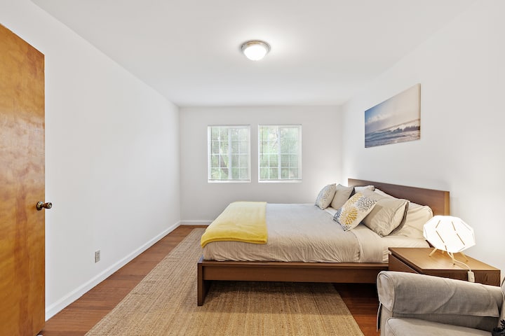 Cheerful 2-bedroom Townhouse With Patio - Stanford University, Stanford