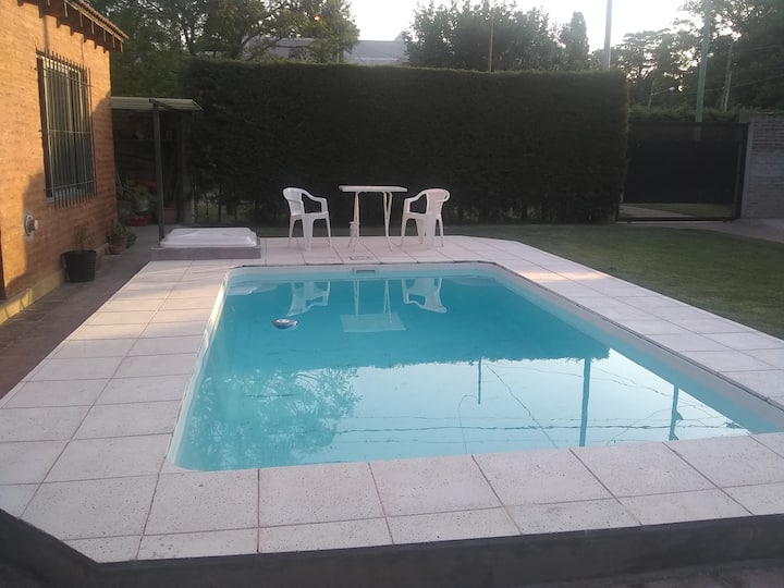 Respire Olor A Ciprés En City Bell - La Plata