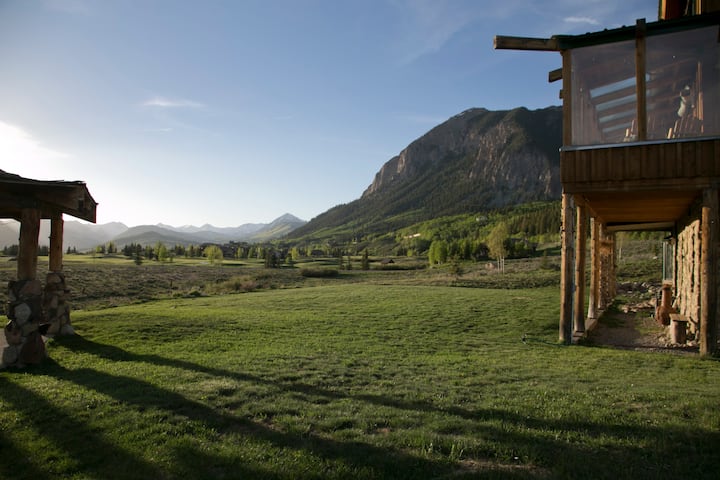 360º Mountain Apartment - Crested Butte, CO
