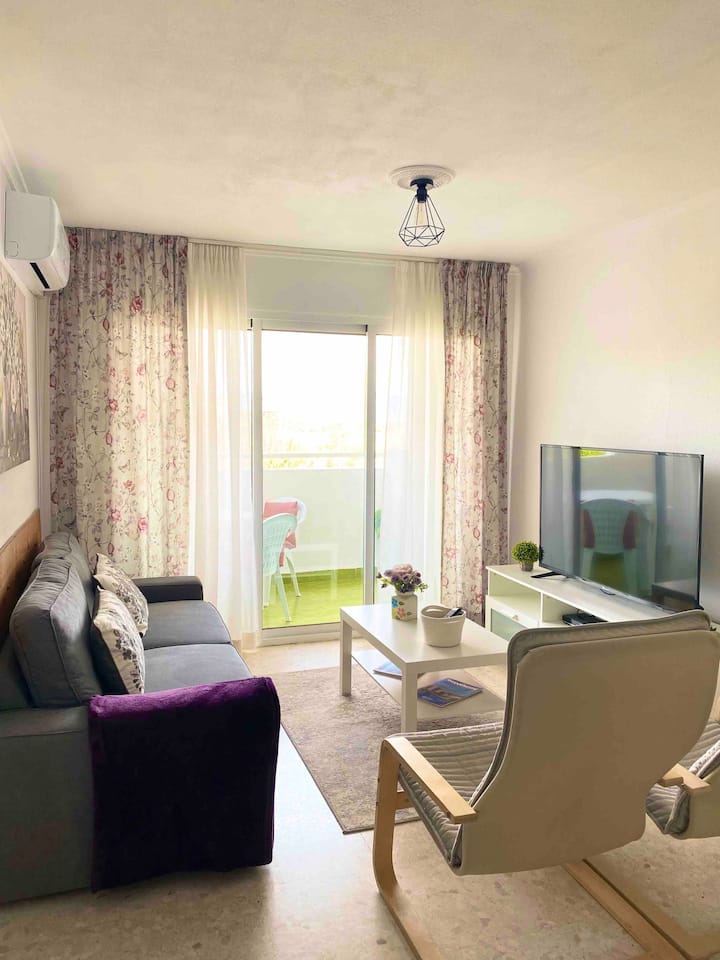 Mar De Alborán, Apartament For 4 Or 5 Guests. - Torremolinos