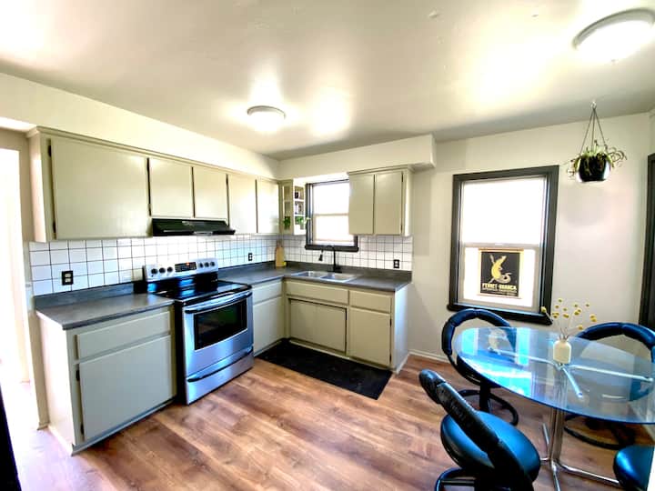 Tiny Desert Home - Kingman, AZ
