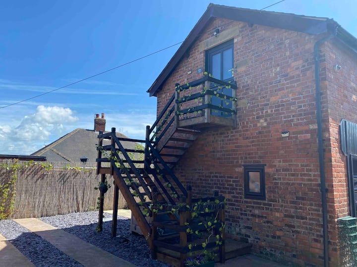 Upstairs At The Nook Barn Conversion For Families - Lytham St Annes