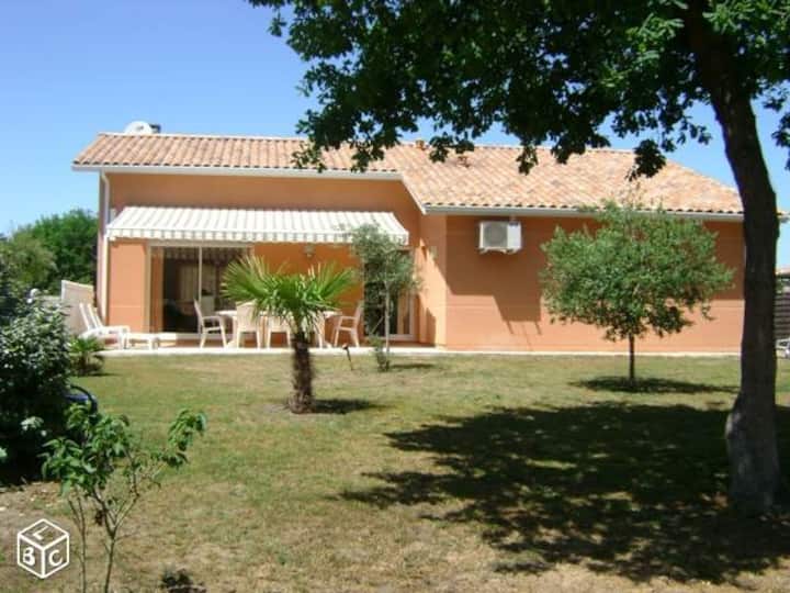 Spacieuse Villa à Soulac Classée 2* - Soulac-sur-Mer