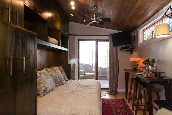 Cozy Tiny House In Clarksville Atx - Austin, TX