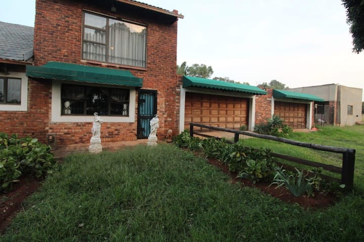 Best Stress Free Environment To Sit Back And Relax - 