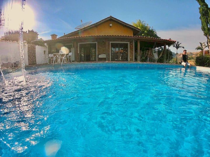 Belíssima Chácara Para Locação - Socorro