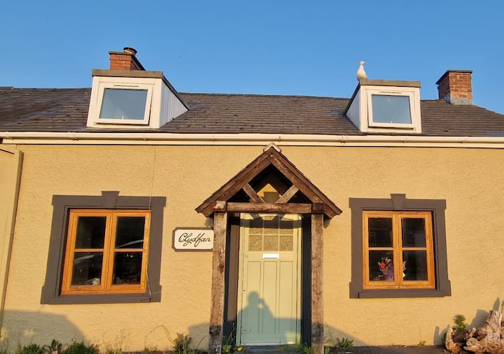 Clydfan Cottage - (Near The Sea And Aberystwyth) - Borth