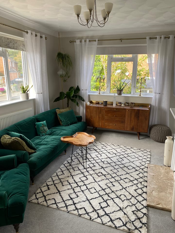 Beautiful Country Apartment With Ground Floor Room - Watford
