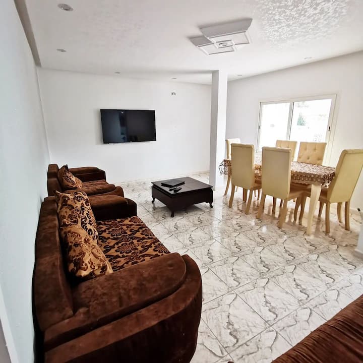 Appartement Situé Au Cœur De La Médina Du Tunis - Tunisia