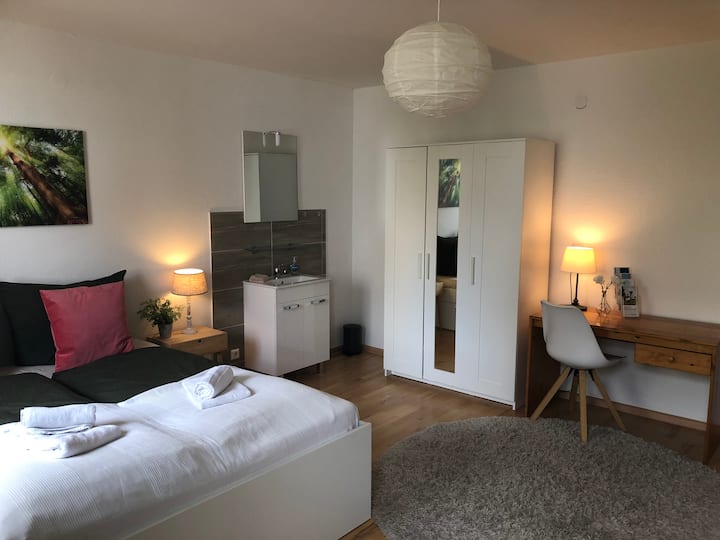 Mida Gästehaus Doppelzimmer N•2 - Freiburg im Breisgau