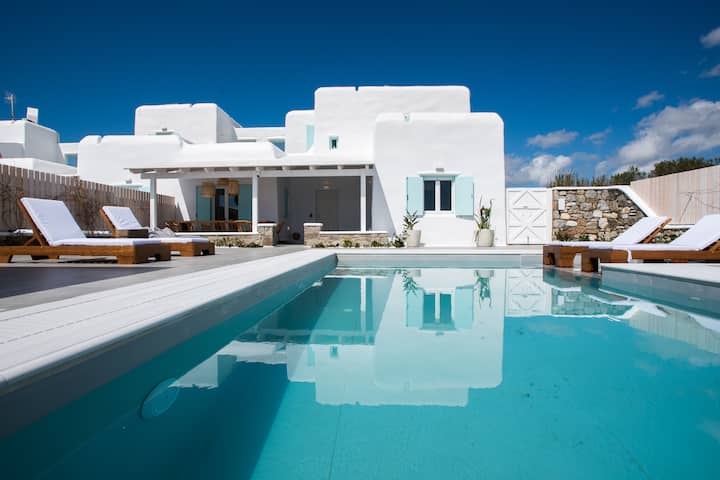 Mykonos Villa Sapphire: Poolside Luxury Haven - Mykonos