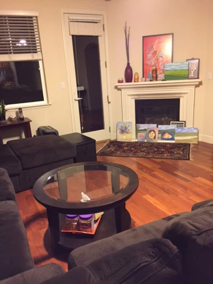 Bright House With Free Parking - Concord, CA