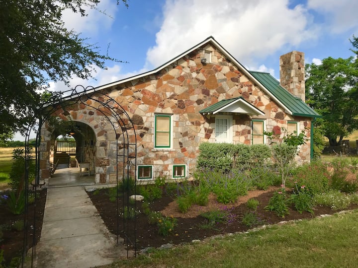 Tx Rock House - Near Tsu, Outlet Mall And Gruene - San Marcos, TX