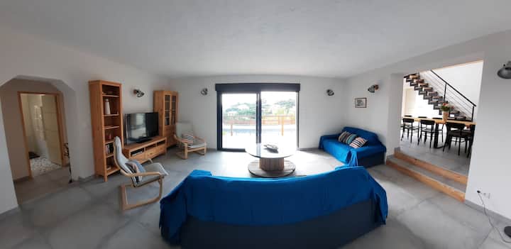 Villa Le Repère Vue Mer Quartier Calme - Fréjus
