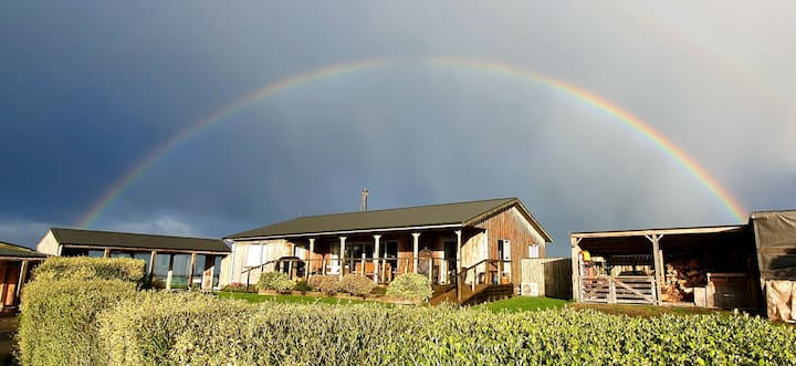 Luna Sea Lodge. Rural With Sea Views. - Riverton / Aparima