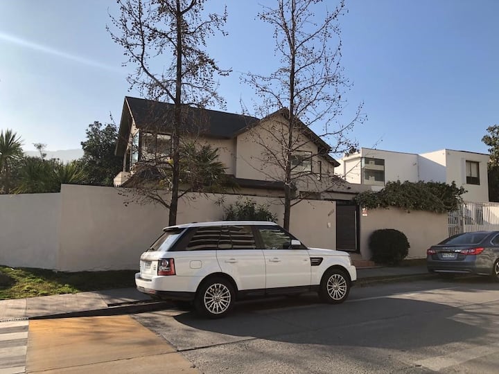 Casa Comoda Y Acogedora En Santiago, Vitacura - Las Condes