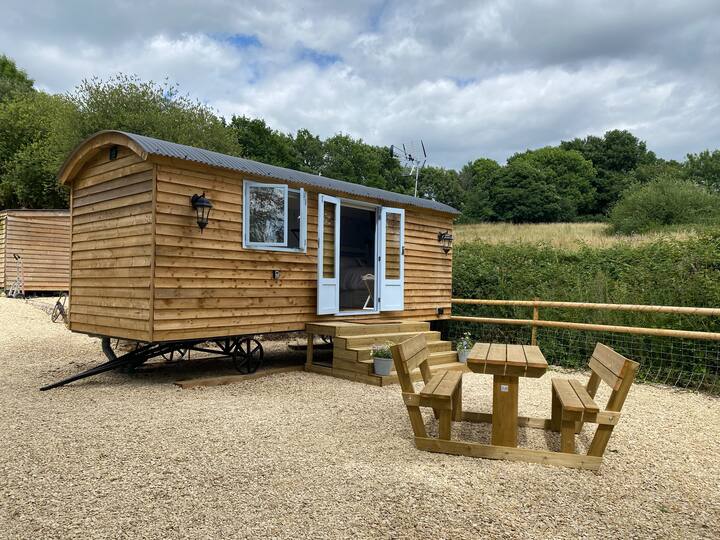 Drakes Mead Retreat - Cosy Shepherd's Hut - Axminster