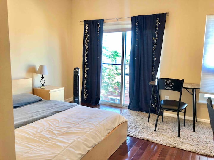 Private Studio Suite With Rooftop Access - Camden, NJ