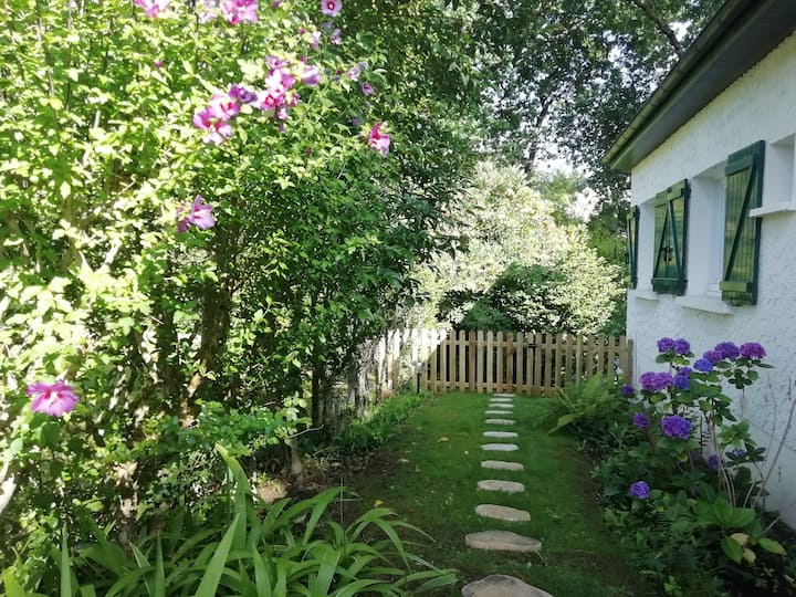 Mi Casita, Logement Privatif Avec Jardin Arboré - Bayona, Francia