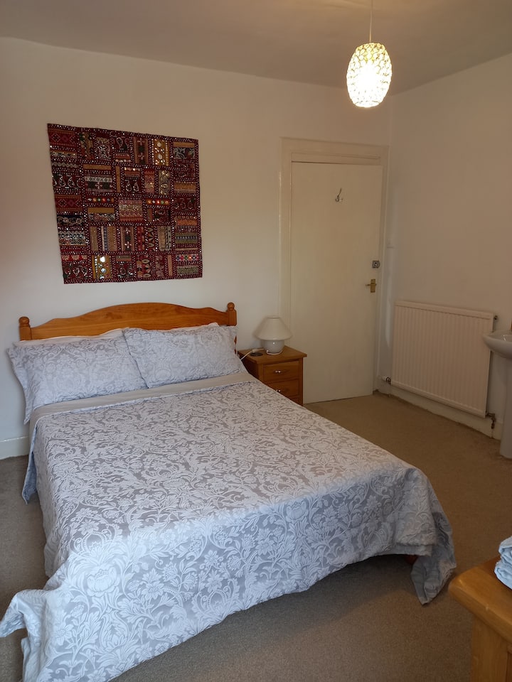 Double Bed In Inverness, - Inverness