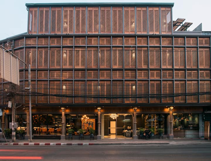 A Timeless Luxury 1br Grand Suite 78 Sq.m. - Chiang Mai