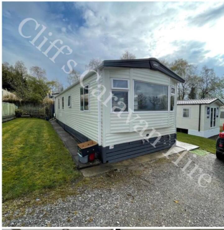 Beautiful 2 Bathrooms Two Bedrooms 6berth - Clitheroe