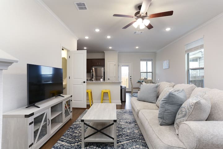 No Cleaning Fee: Quiet House (Lackland + Seaworld) - Arcadia Ridge - San Antonio