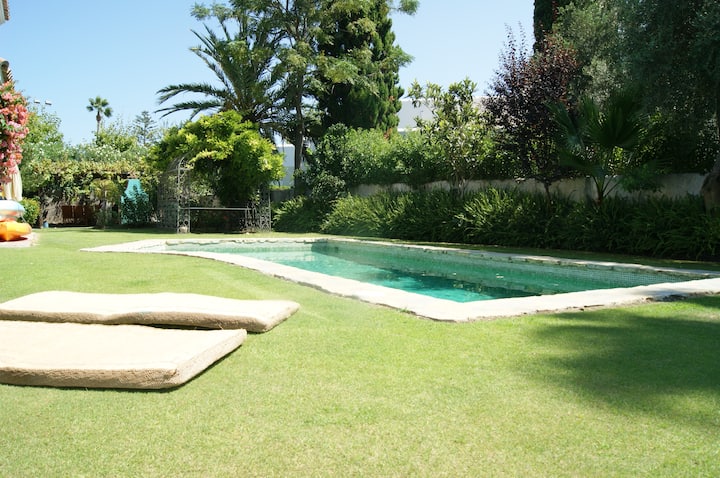 Casa En La Elegante Urb. Sotogrande - Sotogrande